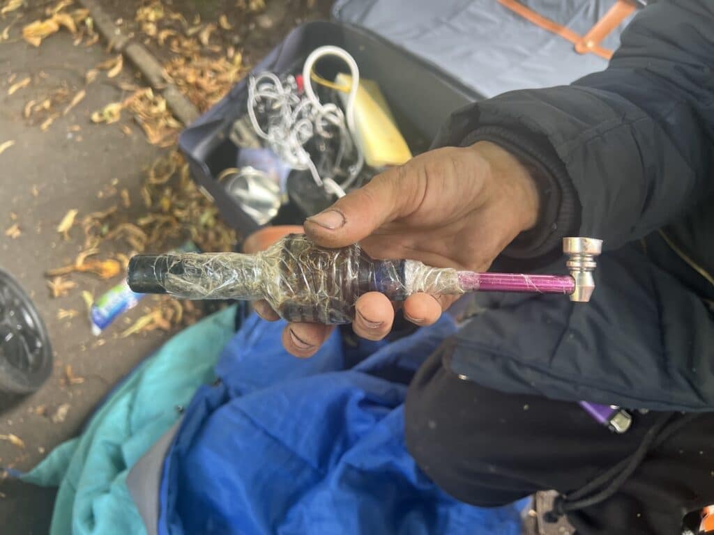 Many People Left to Make Their Own Stimulant Pipes and Face the Risks
