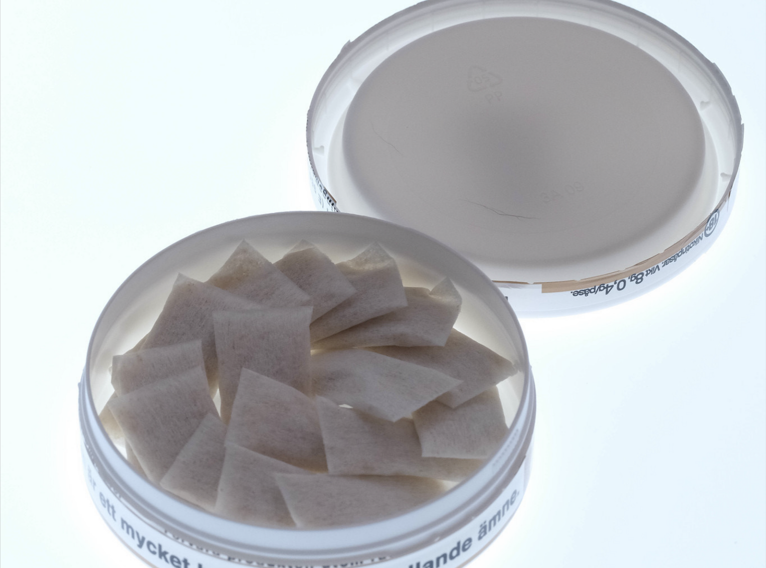 Pouches Close Sweden’s Tobacco Harm Reduction Gender Gap